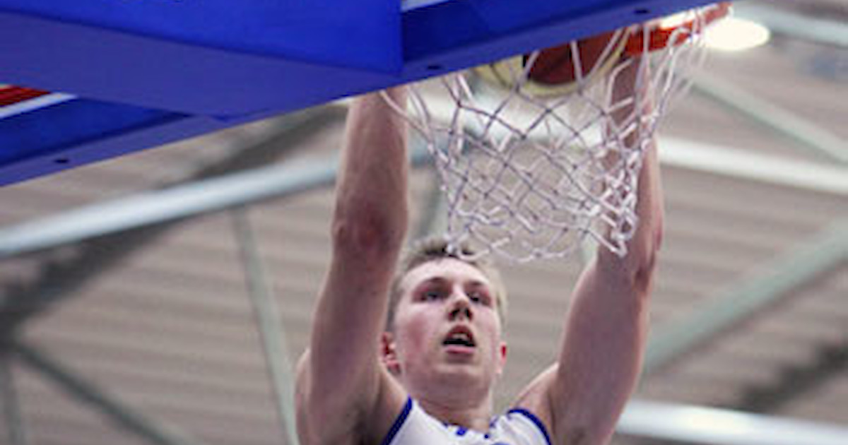 Alexander Madsen kaksivuotisella sopimuksella USK Prahaan