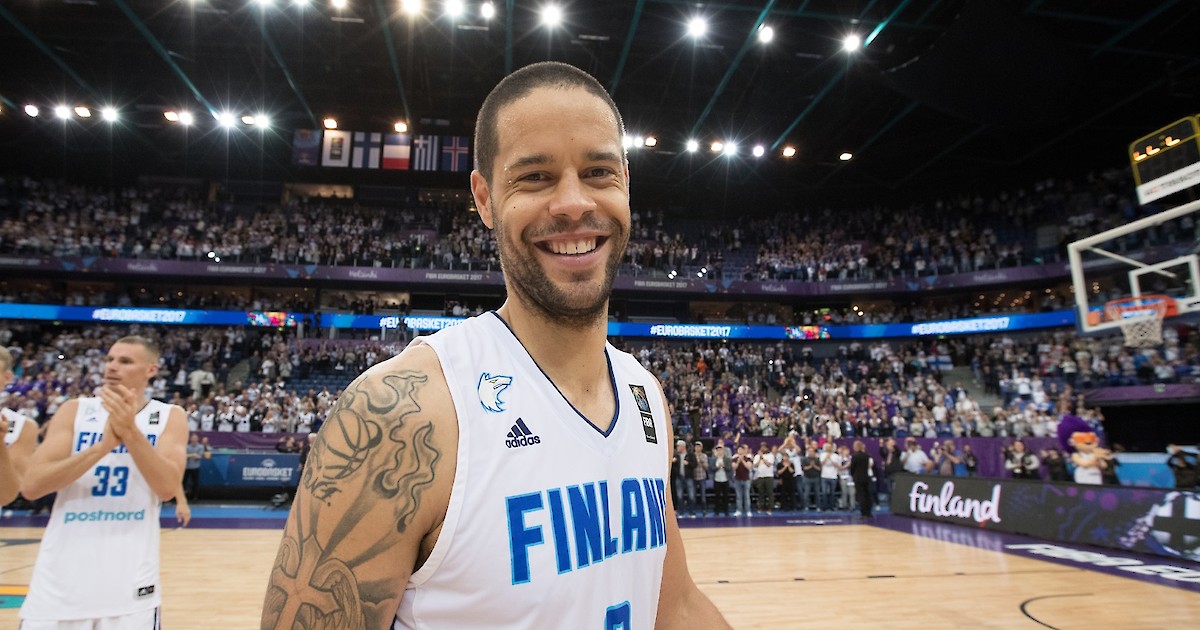 Gerald Lee Junior ja Jamar Wilson hurjalla pelipäällä
