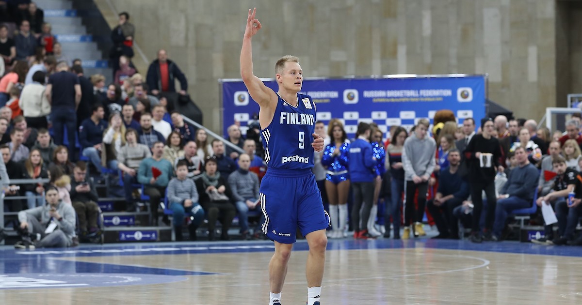 Sasu Salin juhli seurajoukkueiden maailmanmestaruutta