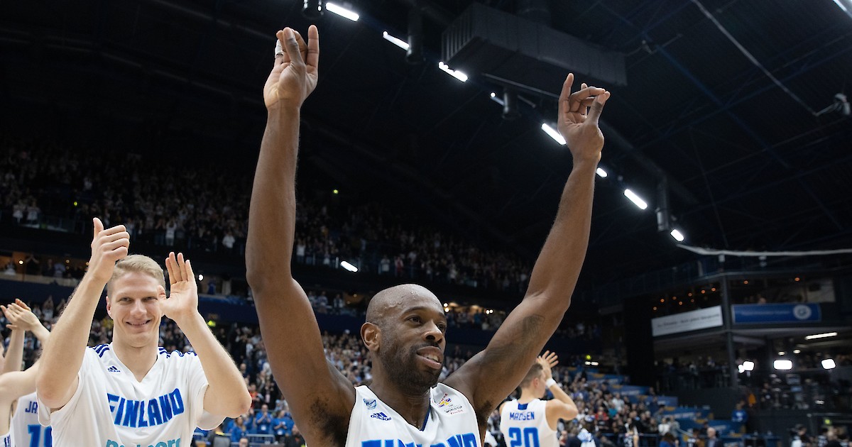 Susijengin sähikäinen Jamar Wilson Kataja Basketiin