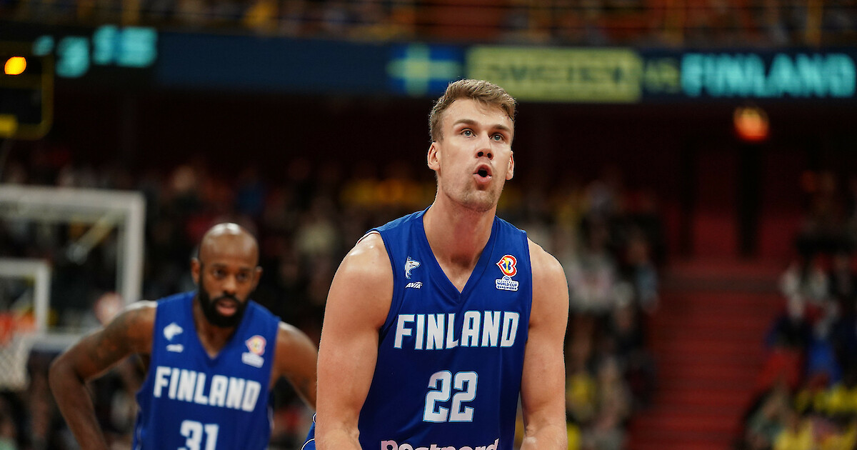 Carl Lindbom loppukaudeksi Islannin liigaan