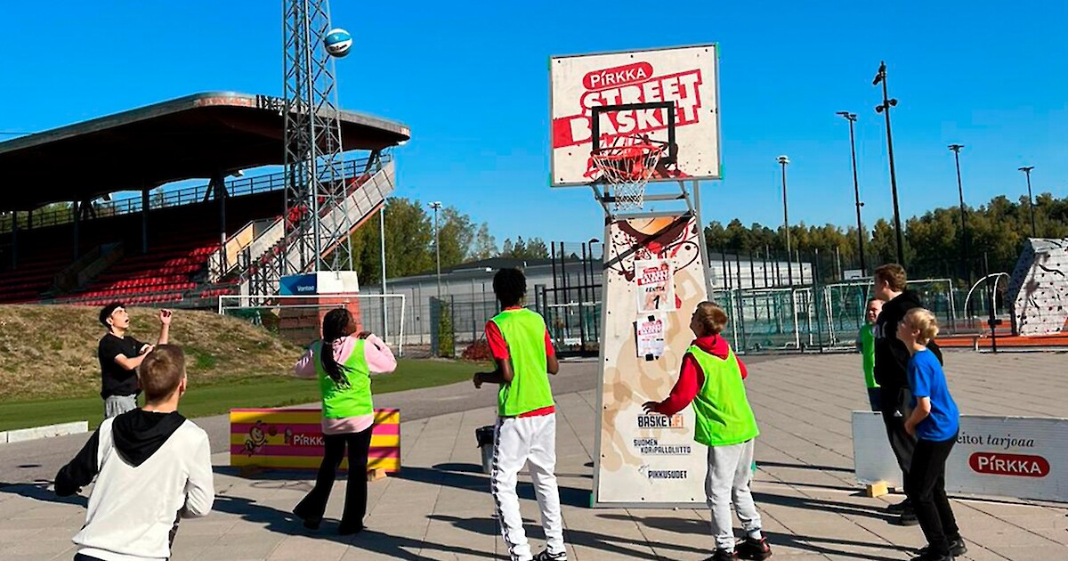 Aurinkoinen Pirkka Street Basket Vantaalla Aurinkoinen Pirkka Street Basket Vantaalla