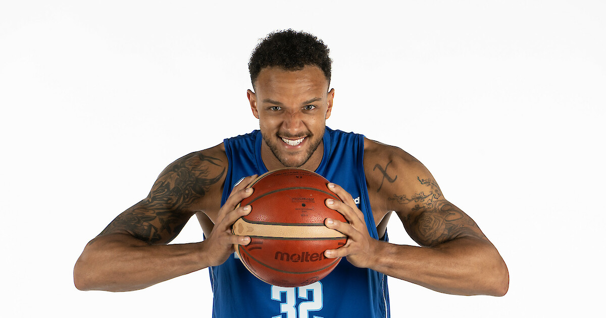 Shawn Hopkins: ”Oon tullut tänne kilpailemaan”