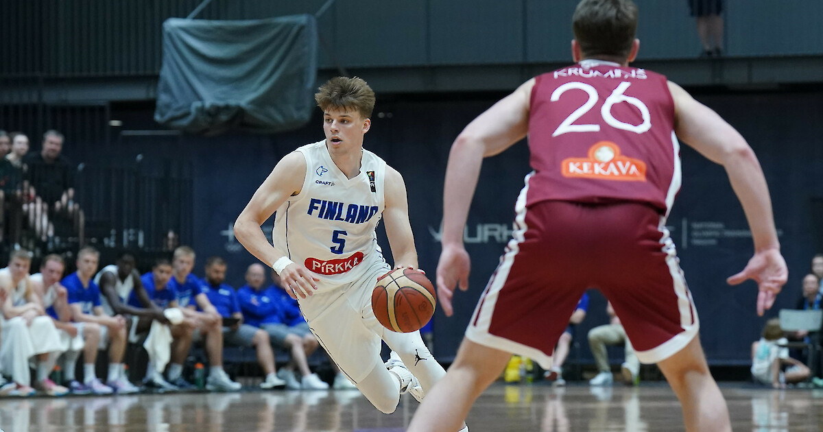 Perttu Blomgren Slovenian pääsarjaan