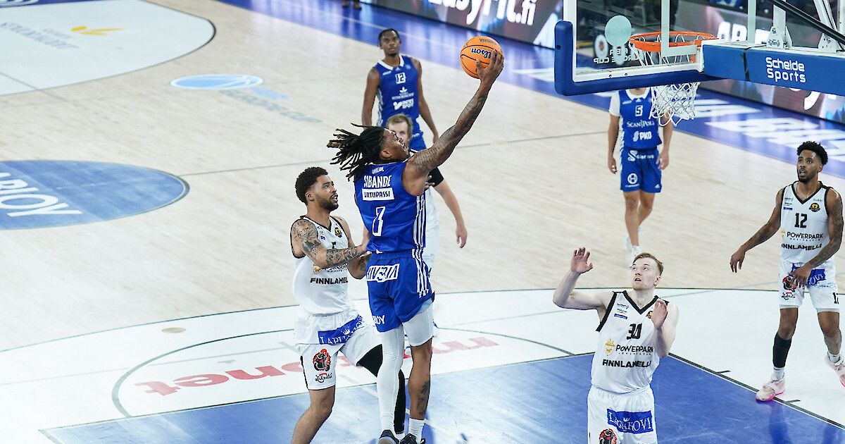 Nike Sibande johdatti Katajan kotivoittoon - Seagulls aloitti ...