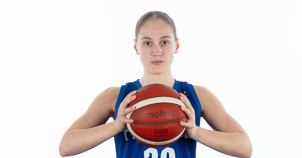 Korisliigan vuoden kehittynein pelaaja Meri Kanerva on sitoutunut ...