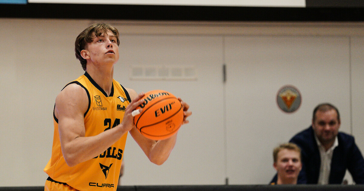 Emil Skyttä on murtautunut Sacramento Staten aloitusviisikkoon