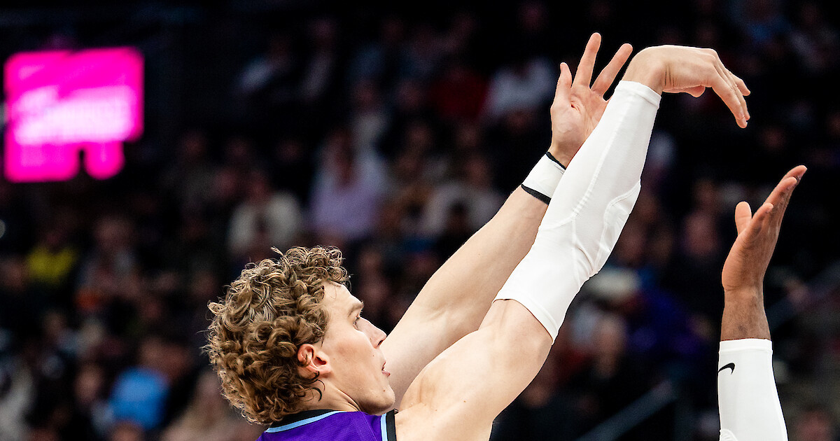 Jazz jatkoaikavoittoon Mavericksista – Markkanen 33 pistettä, 16 levypalloa