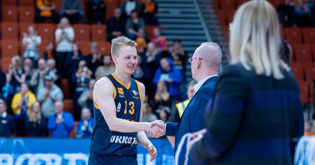 Korisliiga-mestari ja Vuoden pelaaja Lassi Nikkarinen palaa Seagullsiin
