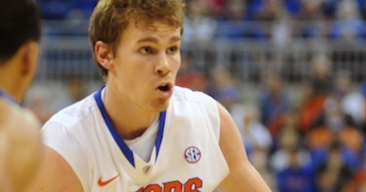 Erik Murphy ja Annika Holopainen pistetykkeinä NCAA:ssa