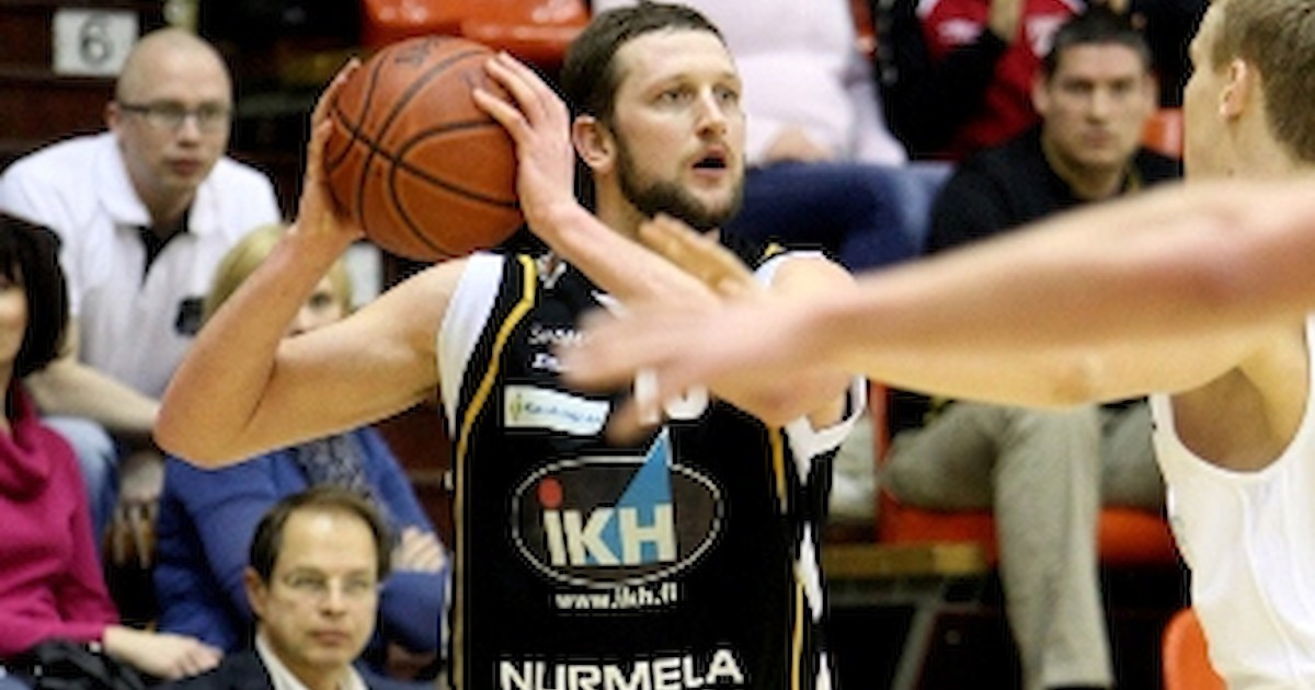 Karhu varmisti puolivälierien kotiedun