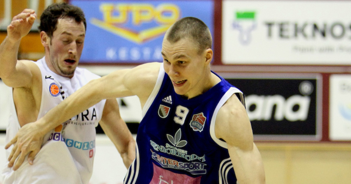 Antti Kanervo kaikkien aikojen tarkimpien vapaaheittäjien joukkoon